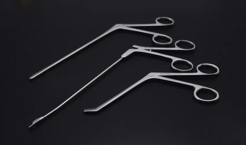 alligator forceps bisons internationals alligator forceps play a vital ...
